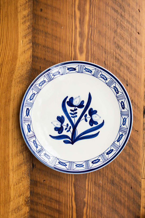 Lisbon Dinner Plate with Floral Center and Filigree Rim ~ hand painted ...